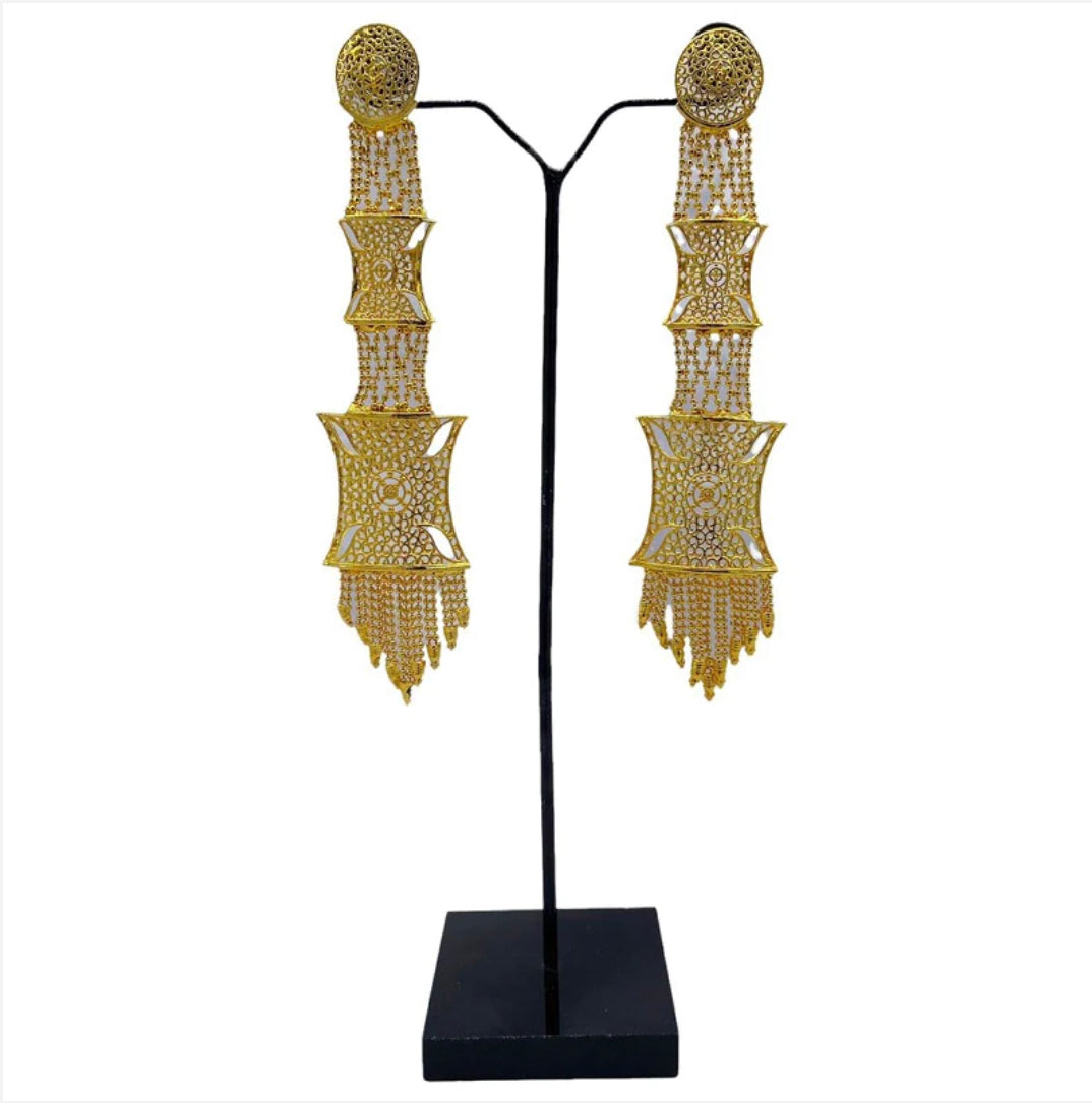 Golden Obsession – Dazzle with Jess